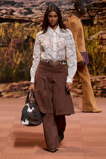 Total Management - Stylists - MATTHEW HENSON