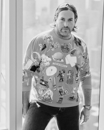 Total Management - Creative & Content - THOM BETTRIDGE